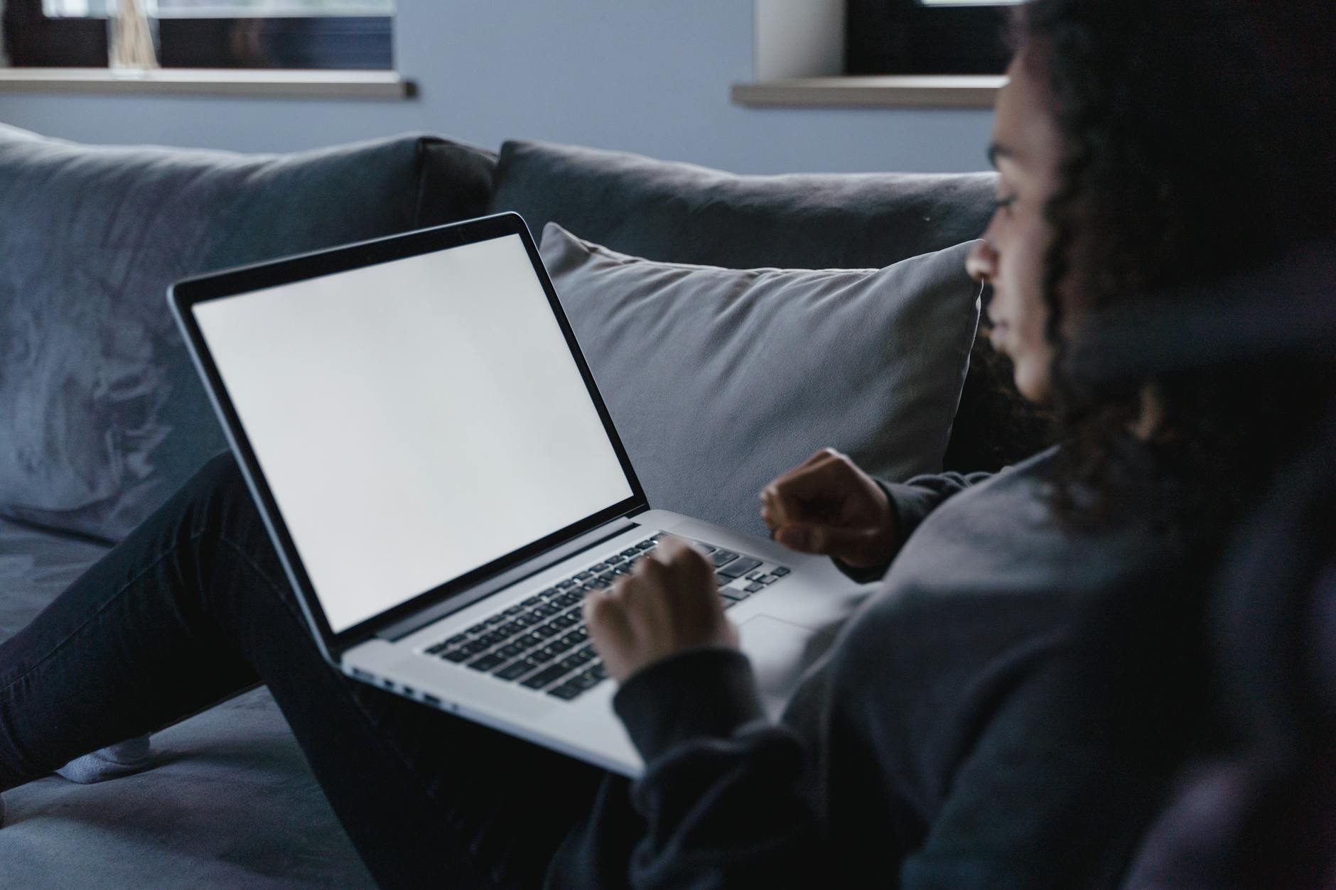 Que faire sur Internet quand on s’ennuie : idées simples et gratuites ...